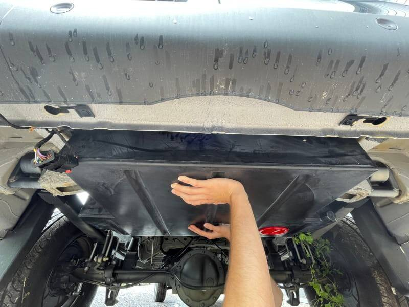 CARAVAN WASTE WATER TANK 100 L SPRINTER, CARFTER, TGE | Motorhome ...